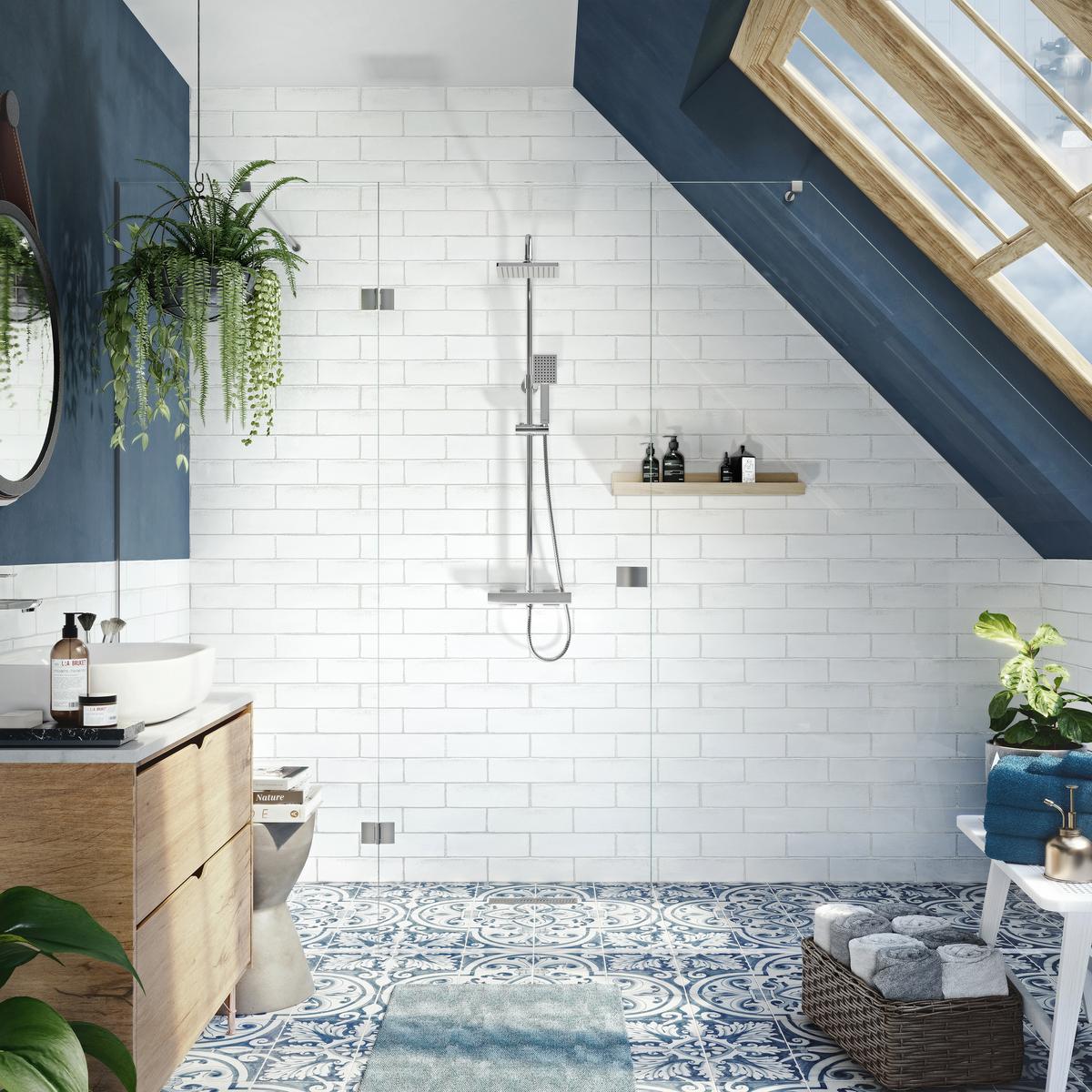 Aqualisa Gainsborough Square Dual Outlet Cool Touch Mixer Shower ...