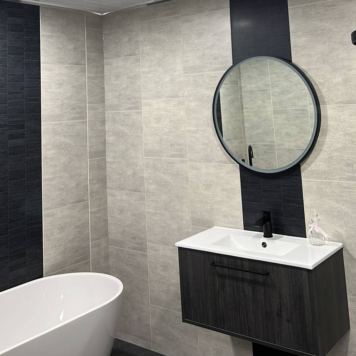 Lusso Large Grey Tile Effect Wall Panelling - 4.16sqm per pack – Bathshack